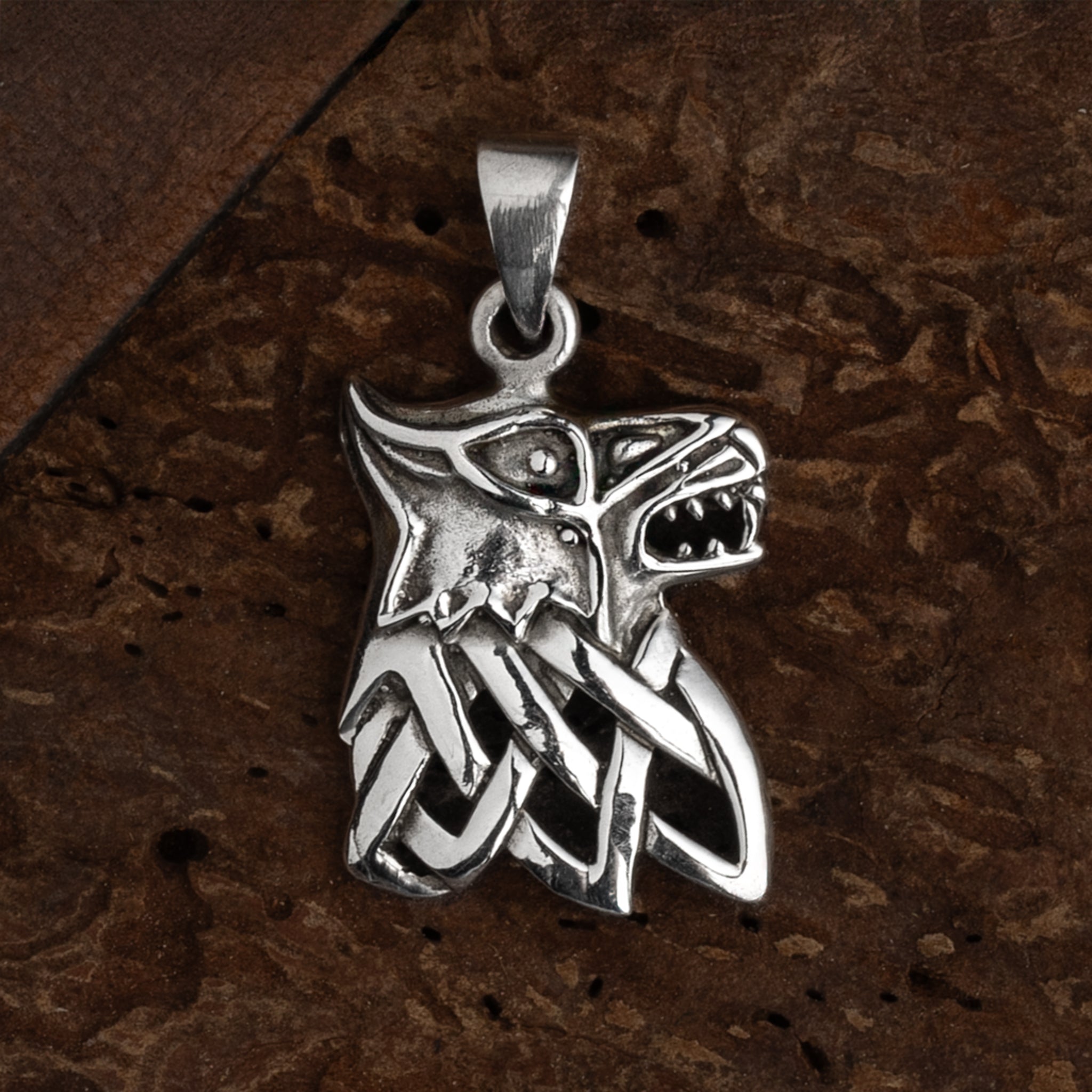 Fenrir Pendant, Silver – Grimfrost