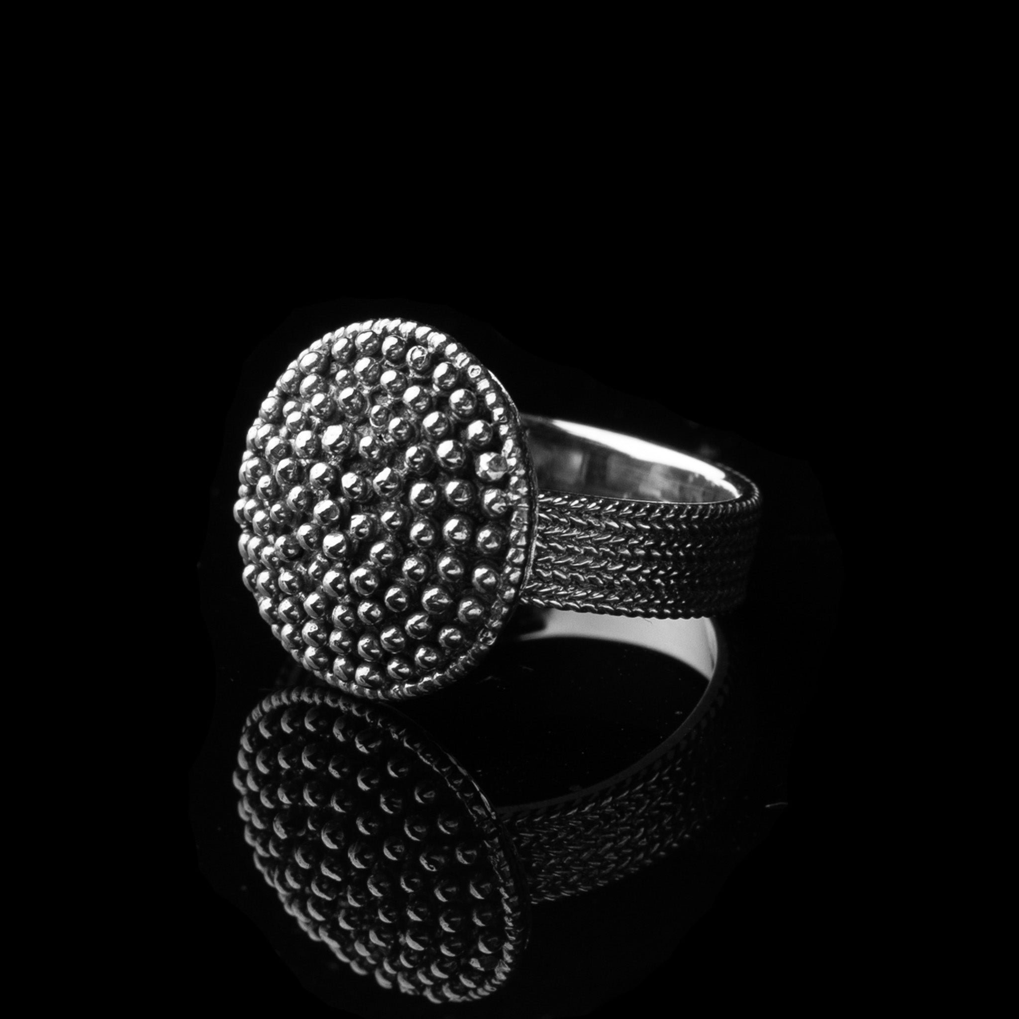 Premium Moravia Ring, Silver – Grimfrost