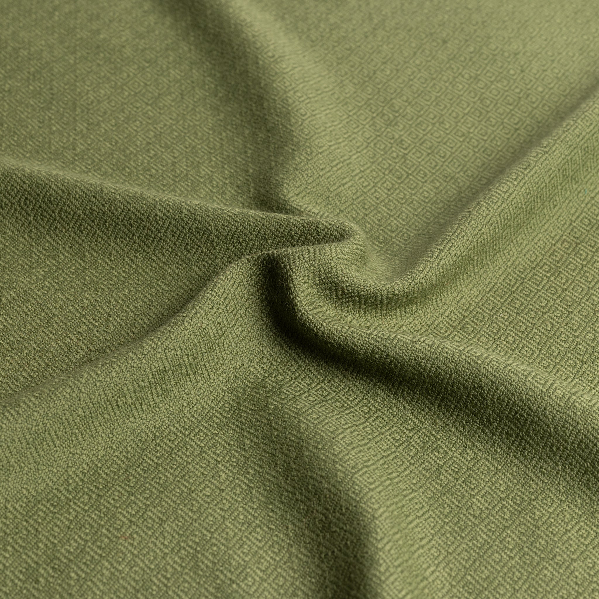 Diamond Wool, Handwoven, Plant Dye Green – Grimfrost