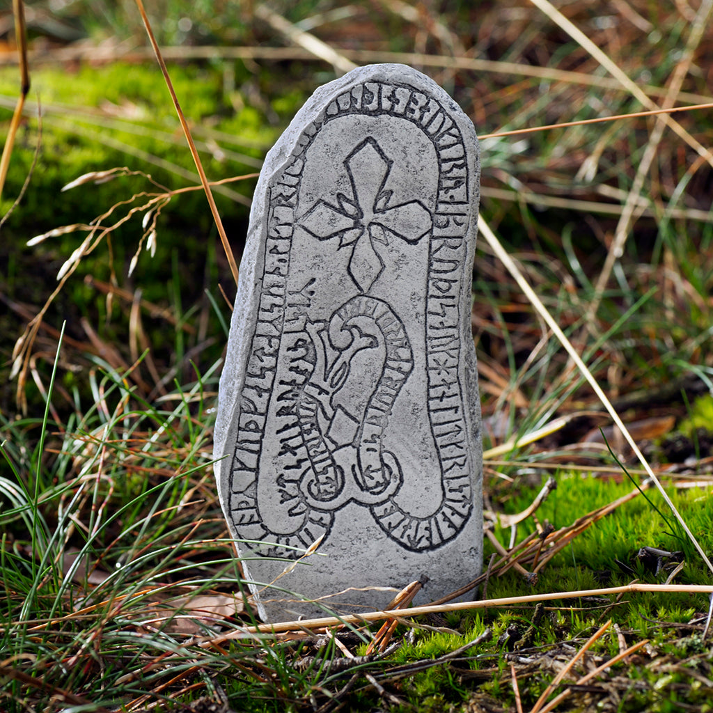 Runestone, Östsundet – Grimfrost