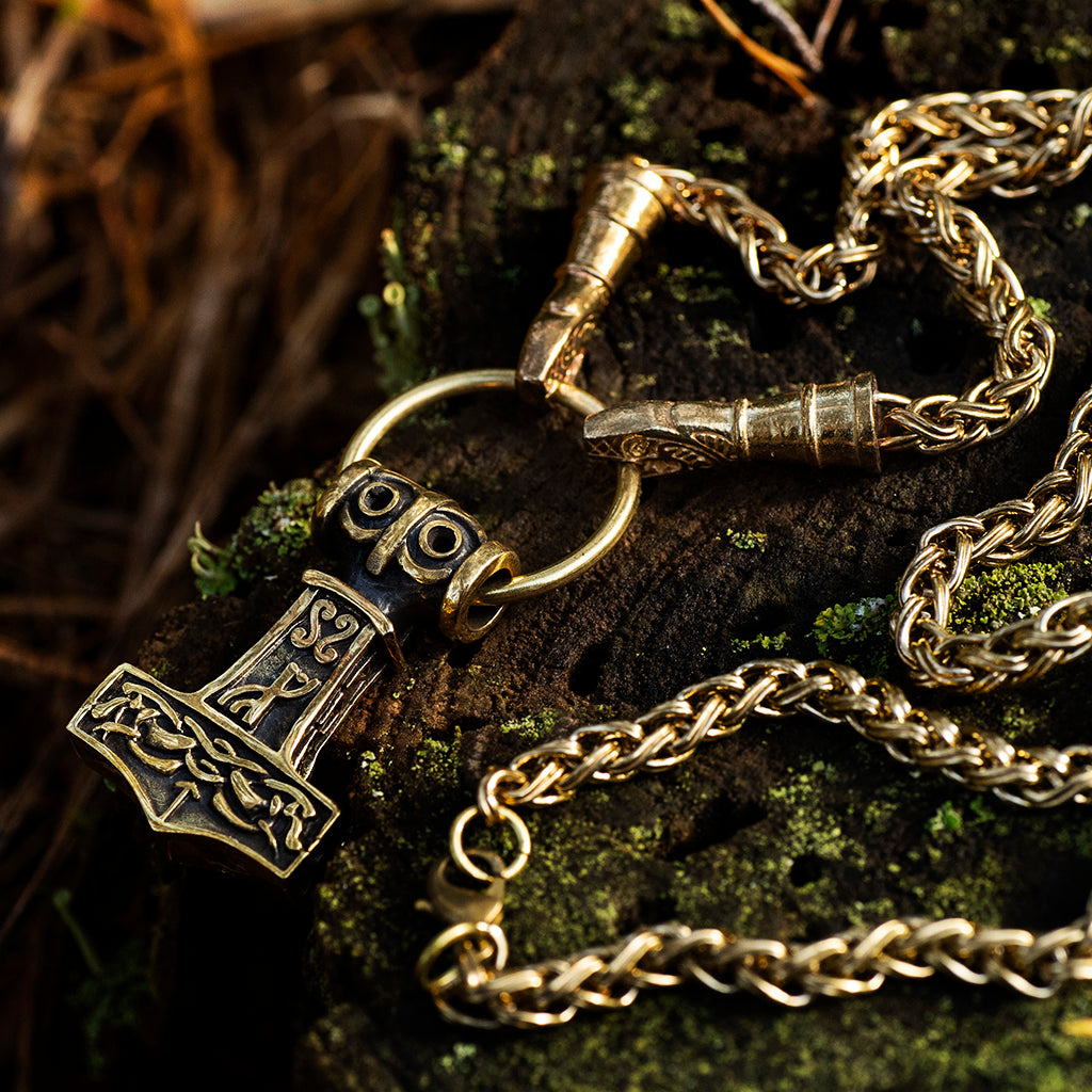 Varoy Chain Set, Brass – Grimfrost